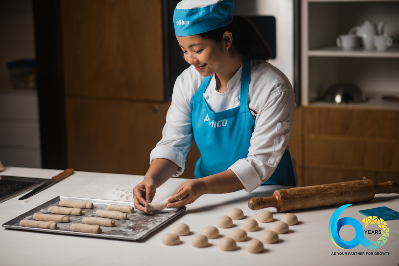 Pilmico brings sustainable livelihood to Laguna, donates piglets, egg ...